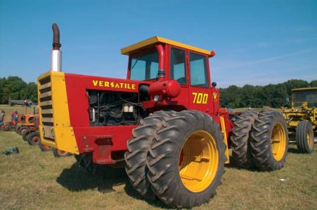 Versatile a Leader in 4-Wheel-Drive Tractors - Farm Collector